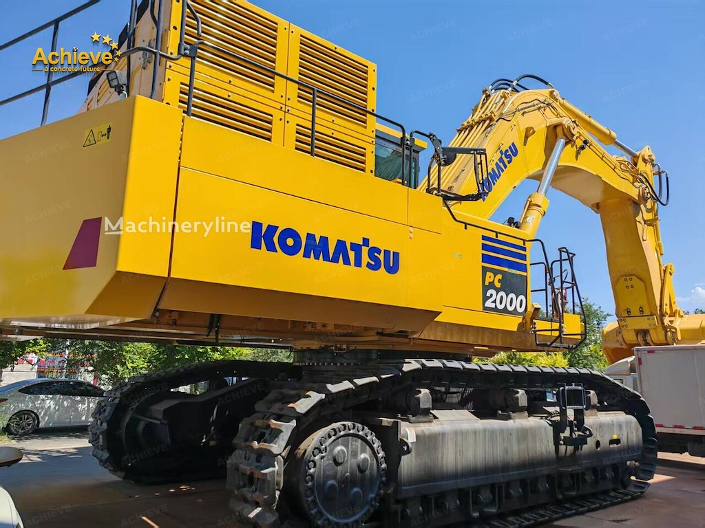 Komatsu PC2000-11 bager s dubinskom kašikom