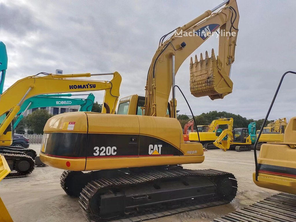 Caterpillar 320C bager guseničar