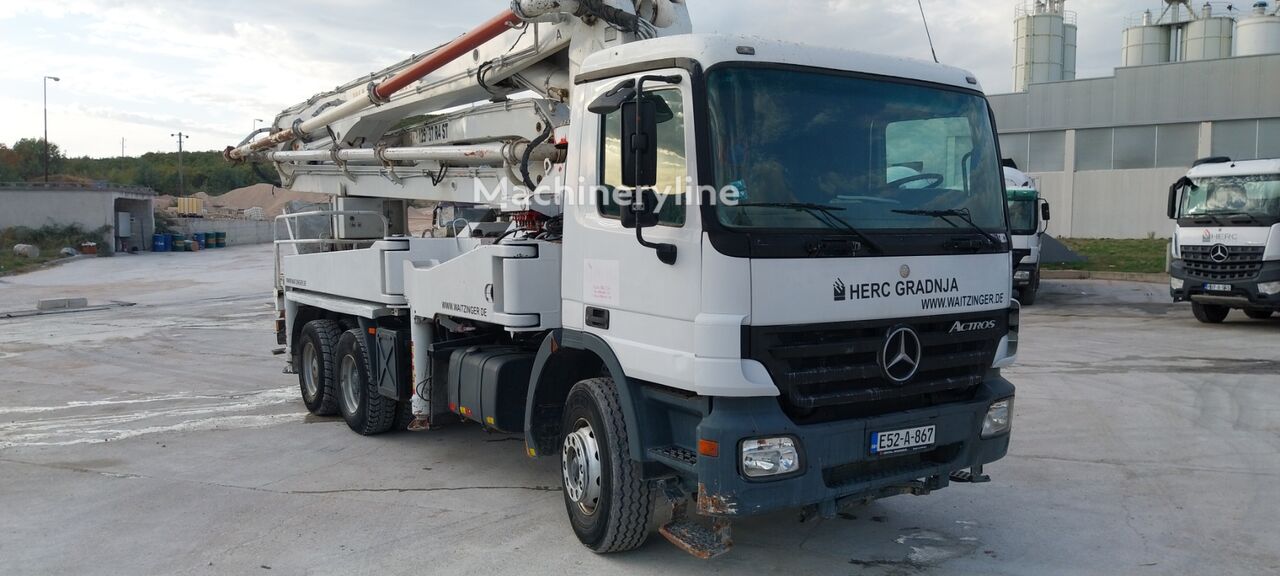 Waitzinger 37 R4 ST na šasiji Mercedes-Benz Actros pumpa za beton