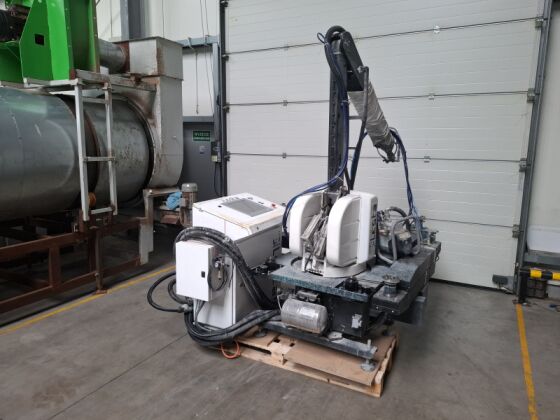 Prodaje se LESTA LECROB STD LeBot R600 MV A6 ROBOT LAKIERNICZY mašinu za farbanje na aukciji