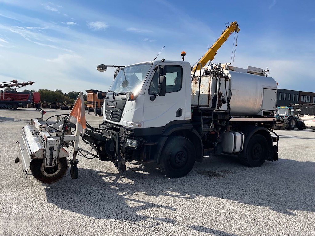 Mercedes-Benz Unimog U20 Bluetec 5 prskalica bitu-emulzije
