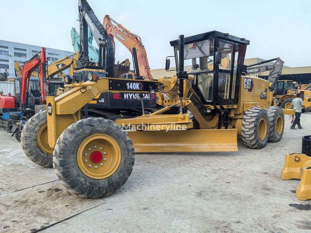 Caterpillar 140K grejder