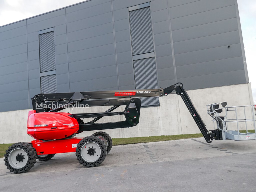 Manitou 200 ATJ hidraulična zglobna platforma
