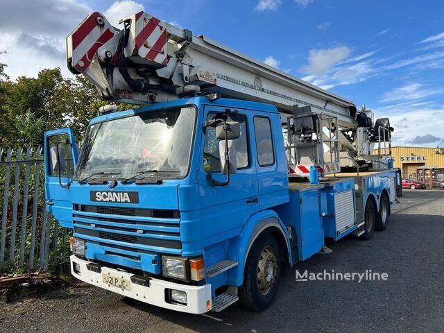 Scania P113ML auto dizalica s korpom