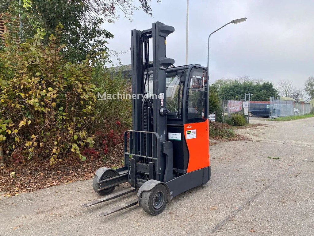 Linde R14G-01 regalni viljuškar