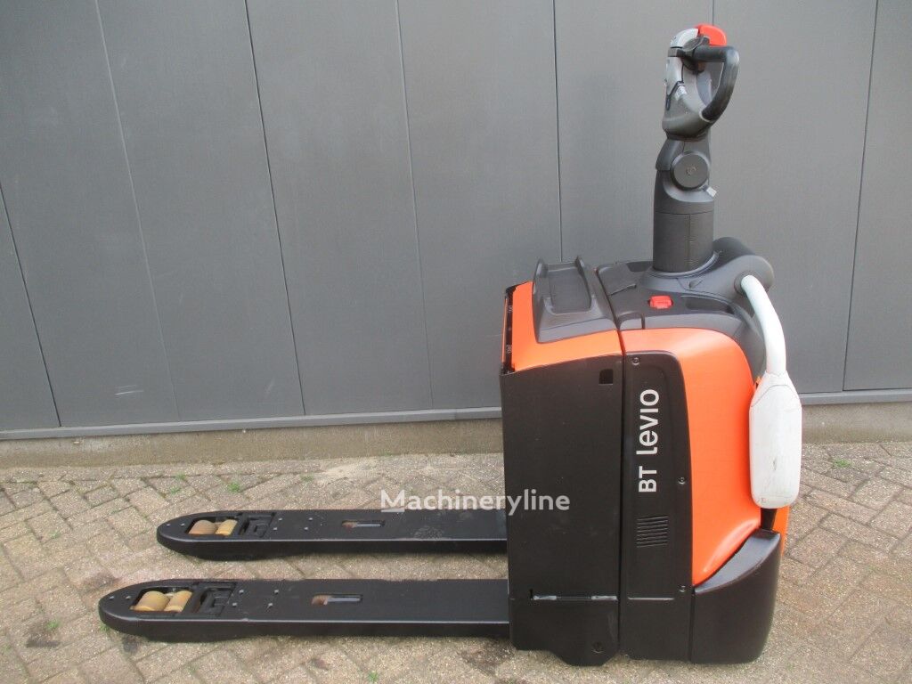 BT LPE 200 električni paletar