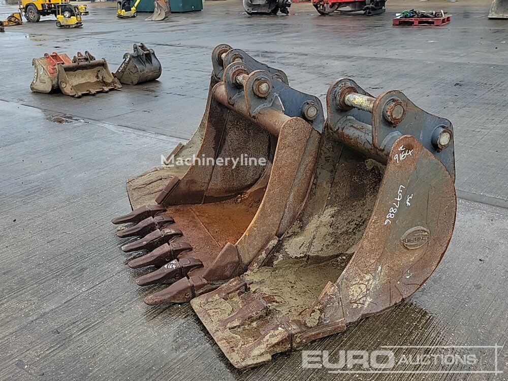 Prodaje se Strickland 36", 24", 18" to suit 8-10 Ton Excavator kašiku za bager na aukciji
