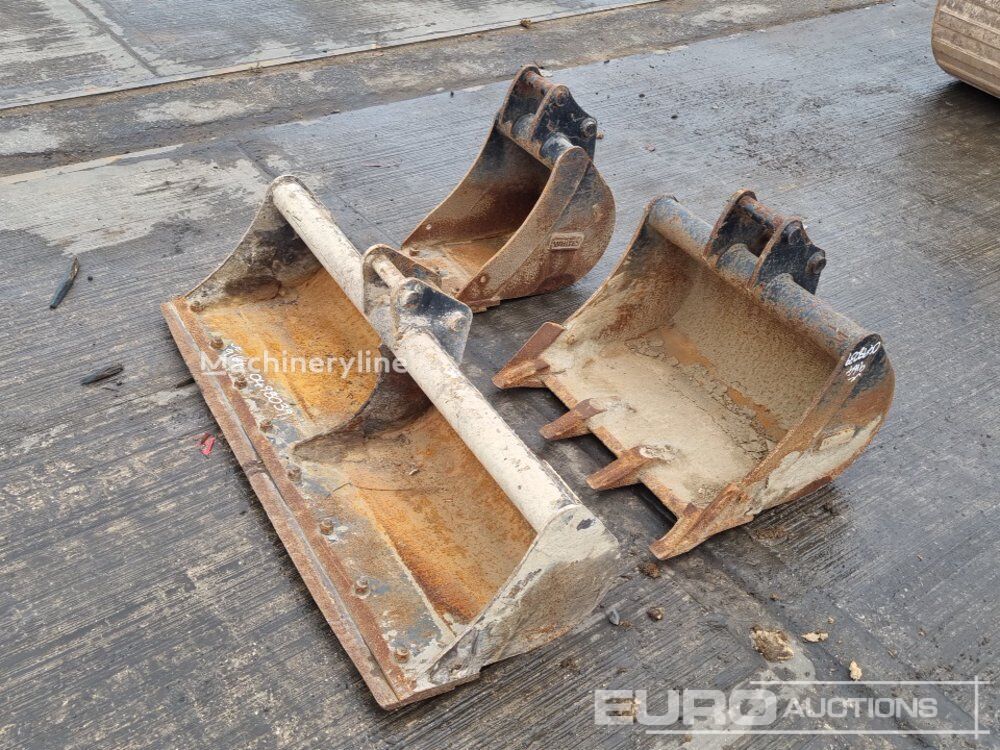 Prodaje se White 50" Ditching, 24", 12" Digging Bucket 35mm Pin to suit Mini Exca kašiku za mini bager na aukciji