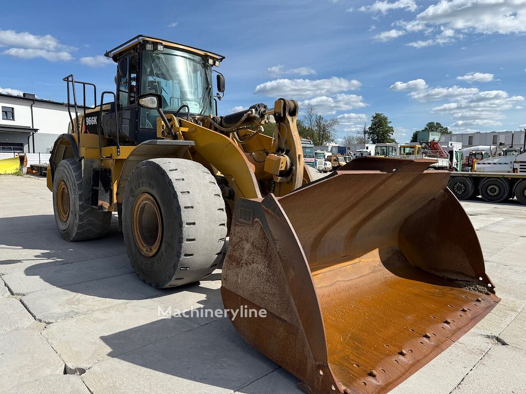 Caterpillar 966K prednji utovarivač