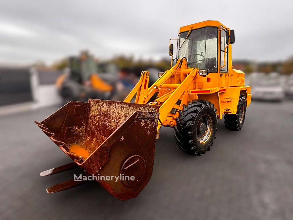 Schaeff ZL8B prednji utovarivač