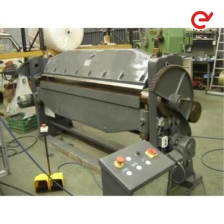 Prodaje se 4434 PLEGADORA MOTORIZADA MARCA AJIAL MODELO (2000 mm X 3 mm) (4 mašinu za savijanje limova na aukciji