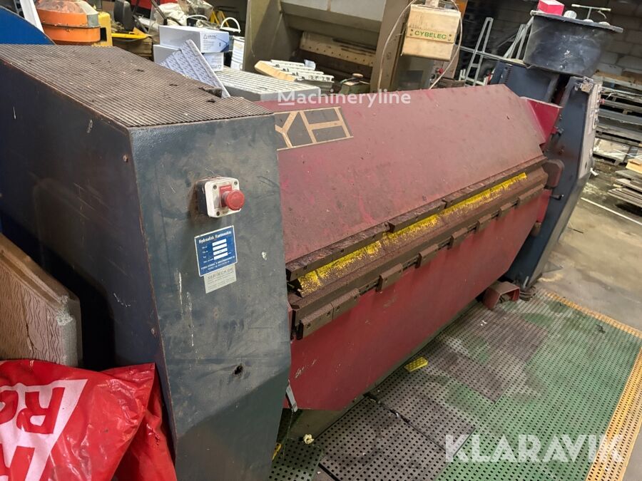 Prodaje se YH KME 2500 x 4 presu za savijanje lima na aukciji