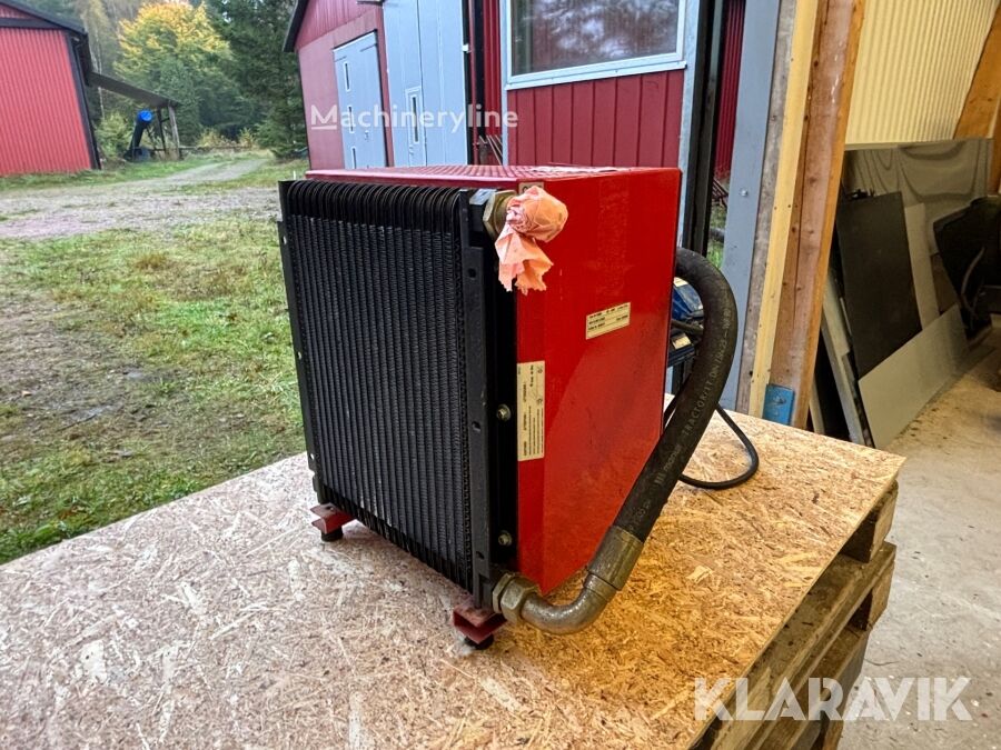 Prodaje se Hydrauloljekylare Beringer drugu mašinu za obradu drveta na aukciji