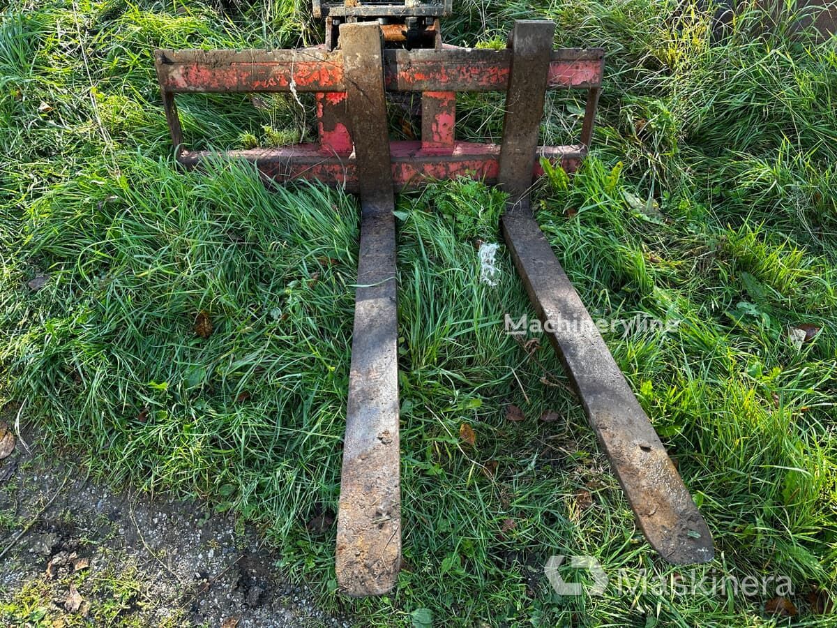 Prodaje se S45 viljuške na aukciji