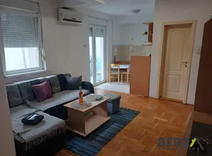 Izdavanje Stan - Novi Sad, Grbavica