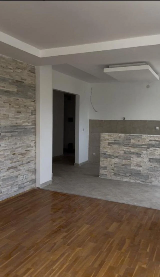 DVOIPOSOBNI STANOVI-65 M2-BULEVAR NEMANJIĆA-USELJIVI ODMAH
