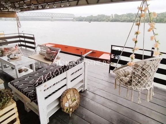 Splav sa kućicom na Savi, Breska, Obrenovac, 45.000 €