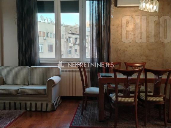 #35398, Izdavanje, Stan, TRG REPUBLIKE, 1000 EUR