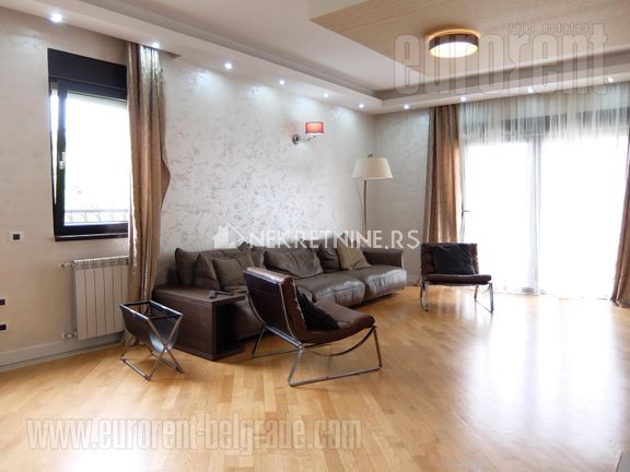 #30963, Izdavanje, Stan, SENJAK, 2900 EUR