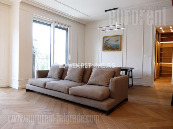 #49101, Izdavanje, Stan, HILANDARSKA OKOLINA, 2500 EUR