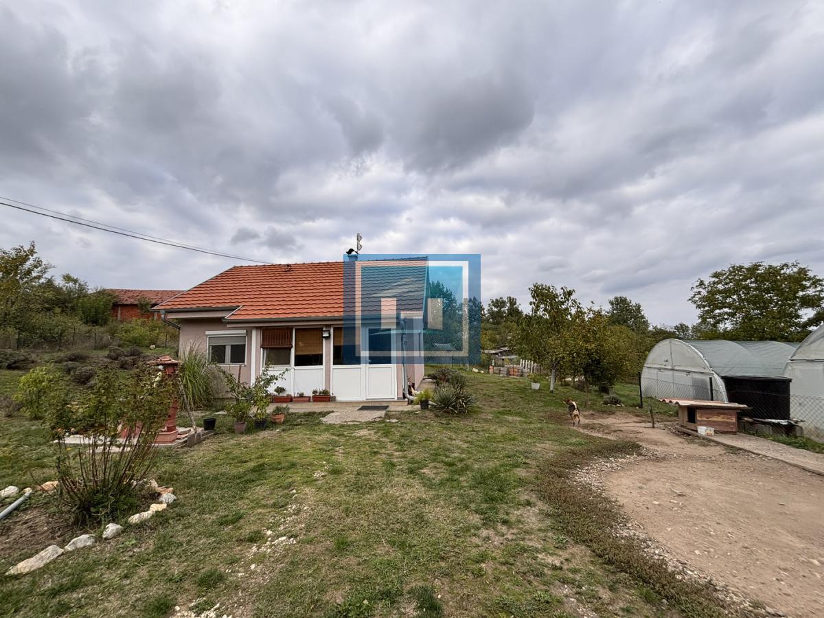 RAJ NA ZEMLJI – 2,5 HEKTARA ČISTE PRIRODE I POTENCIJALA