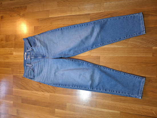 Levis farmerke, vel 27, mom fit