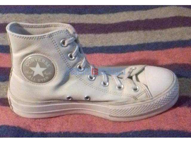Prodajem Unisex patike Starke - All star