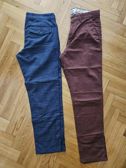 Muske pantalone 32