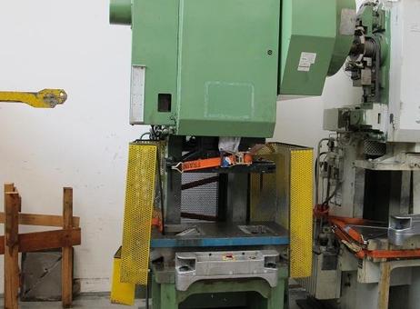 Ekscentrična presa SCHULER C63/315 Verified seller