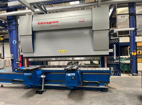 Hidraulična presa SALVAGNINI B3-220/4250 KinEtic Verified seller