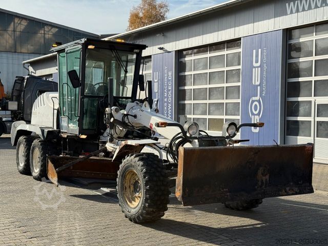 Grejder
NEW HOLLAND F106.6A alrrad 6x6 Grader 12 Ton - 10.700 Std