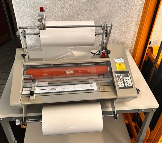 Mašina za kaširanje / Laminir mašina
DUMOR Trident 46