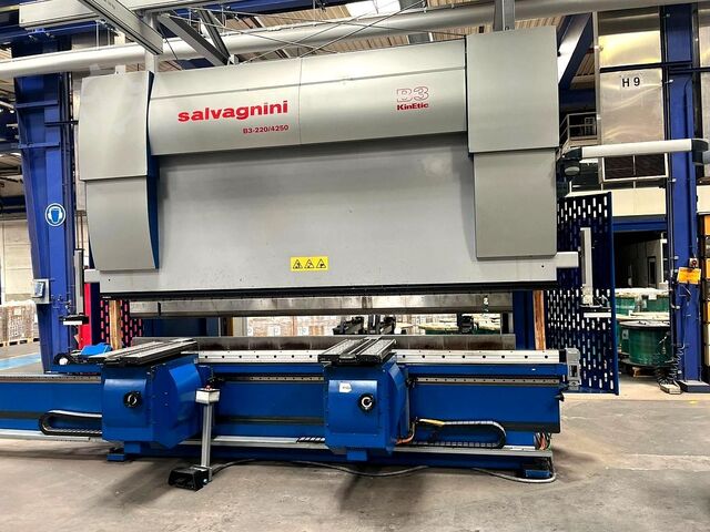 Hidraulična kočnica za štampu
SALVAGNINI B3-220 / 4250 KinEtic