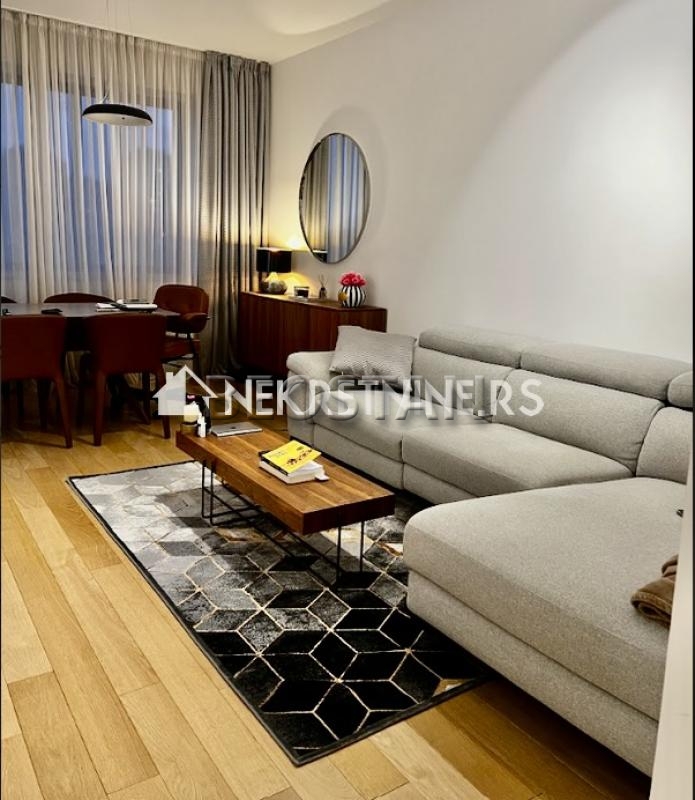 Novi Beograd - A blok #64696 1.200 €