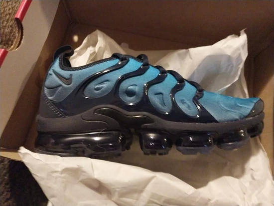 NIKE Air VaporMax Plus 38