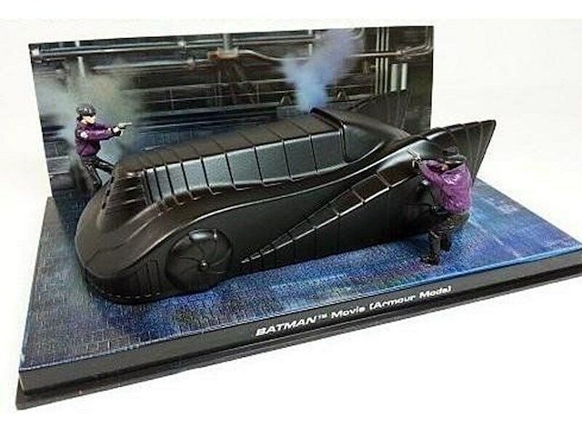 1:43 Batmobile Diorama Armour Mode 1989 Batman Movie