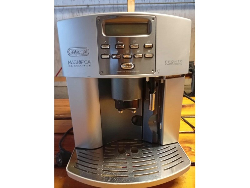 Kafe aparat De'Longhi