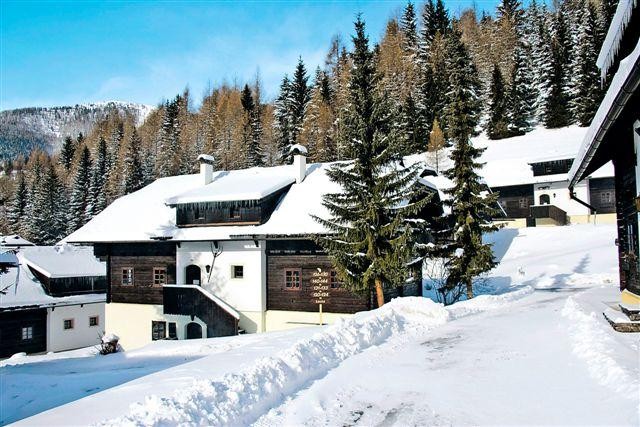 HOTEL ALPINA FERIENDORF KIRCHLEITN 3* - Bad Kleinkirchheim / Austrija