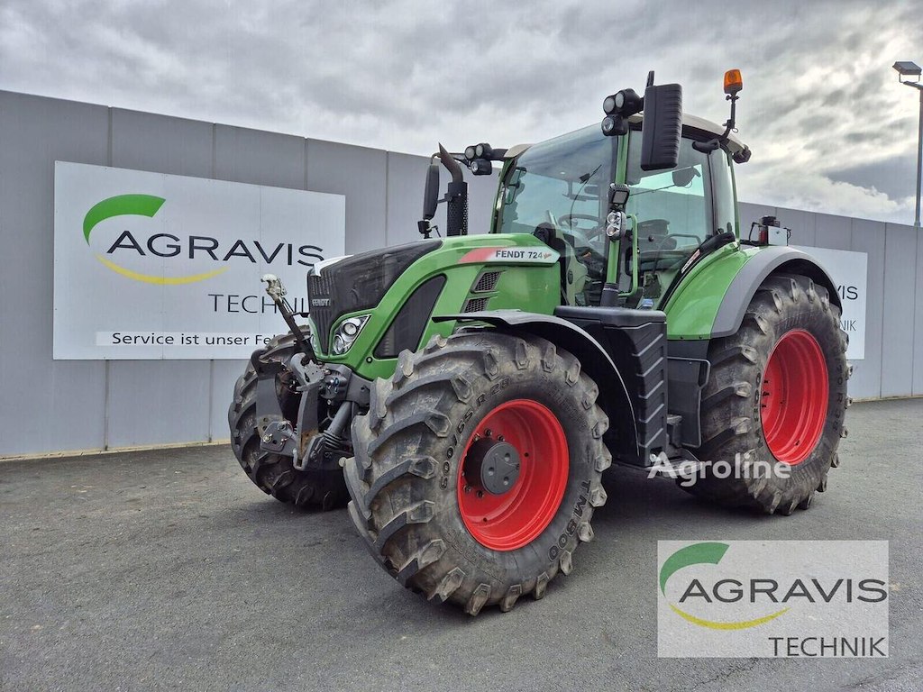 Fendt 724 Vario S4 traktor točkaš