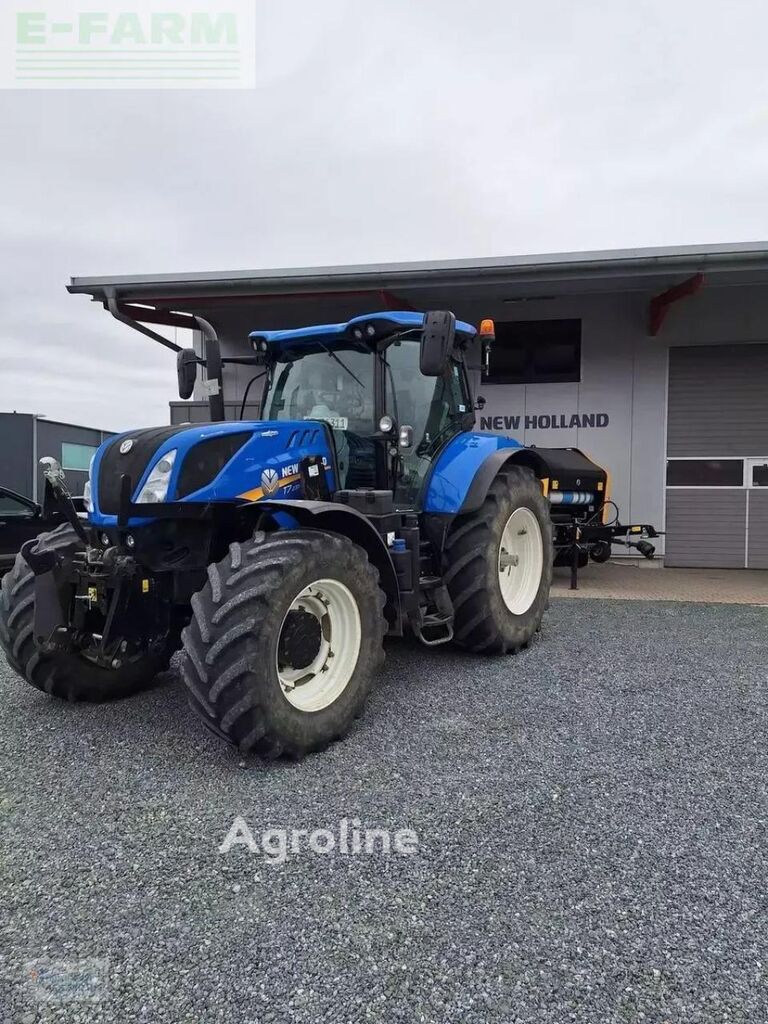 New Holland t7.230 ac traktor točkaš