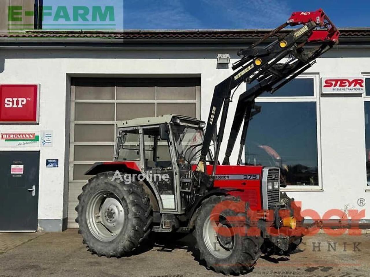 Massey Ferguson 375 a traktor točkaš