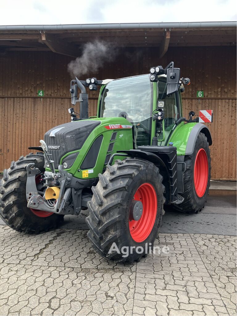 Novi Fendt 724 Vario Gen6 traktor točkaš