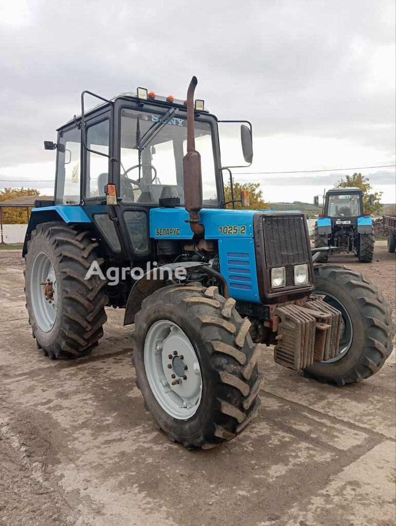 MTZ Belarus 1025 traktor točkaš