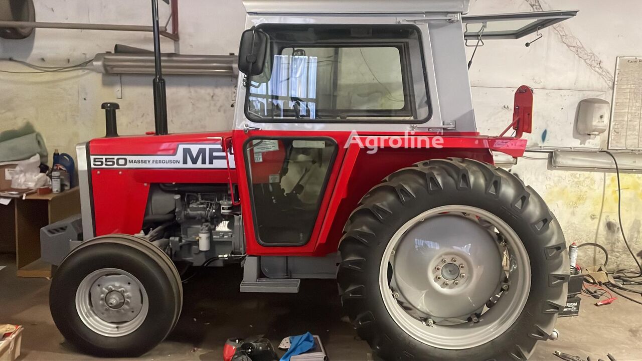 Massey Ferguson 550 traktor točkaš