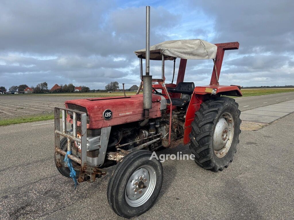 Massey Ferguson 135 traktor točkaš