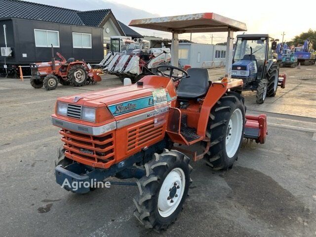 Kubota TRACTOR(Kubota) mototraktor