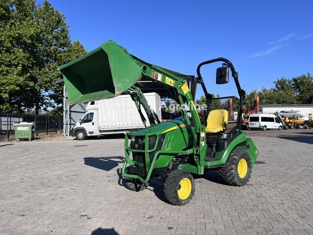 John Deere 1026R mototraktor