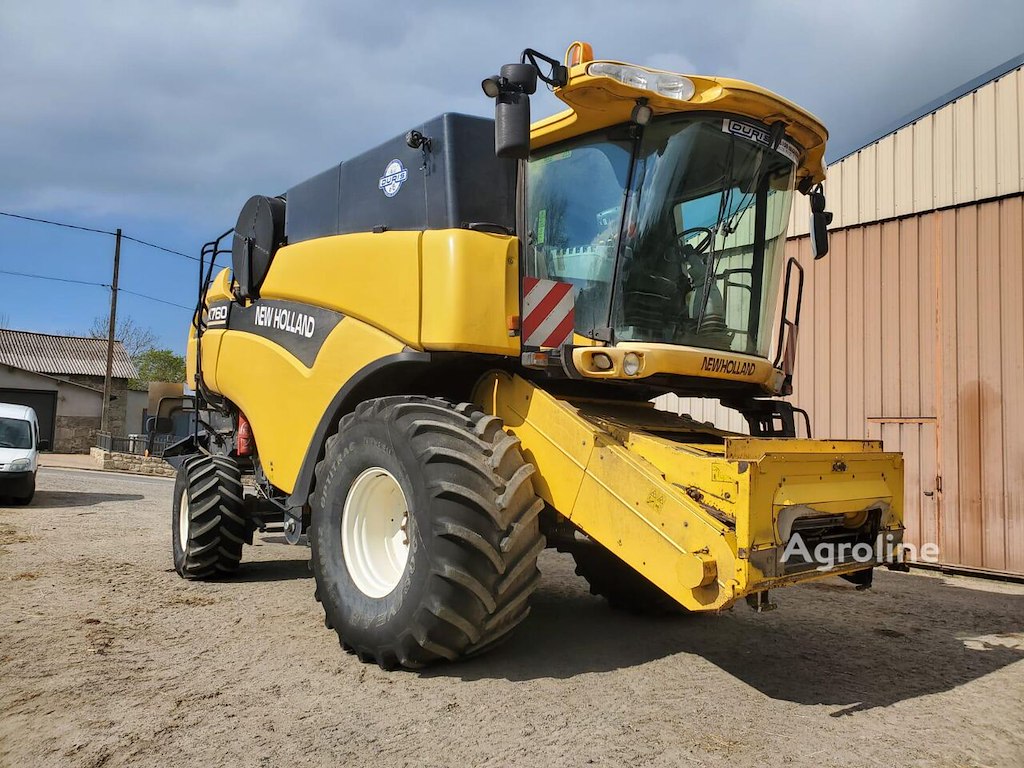 New Holland CX760 kombajn za žito