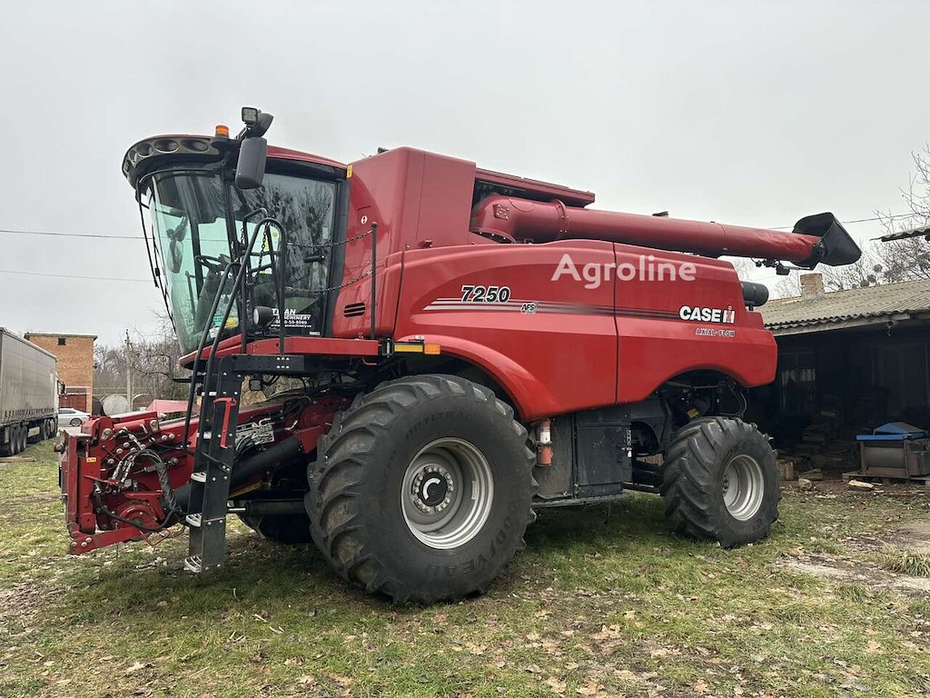 Case IH Axial-Flow 7250 HC kombajn za žito