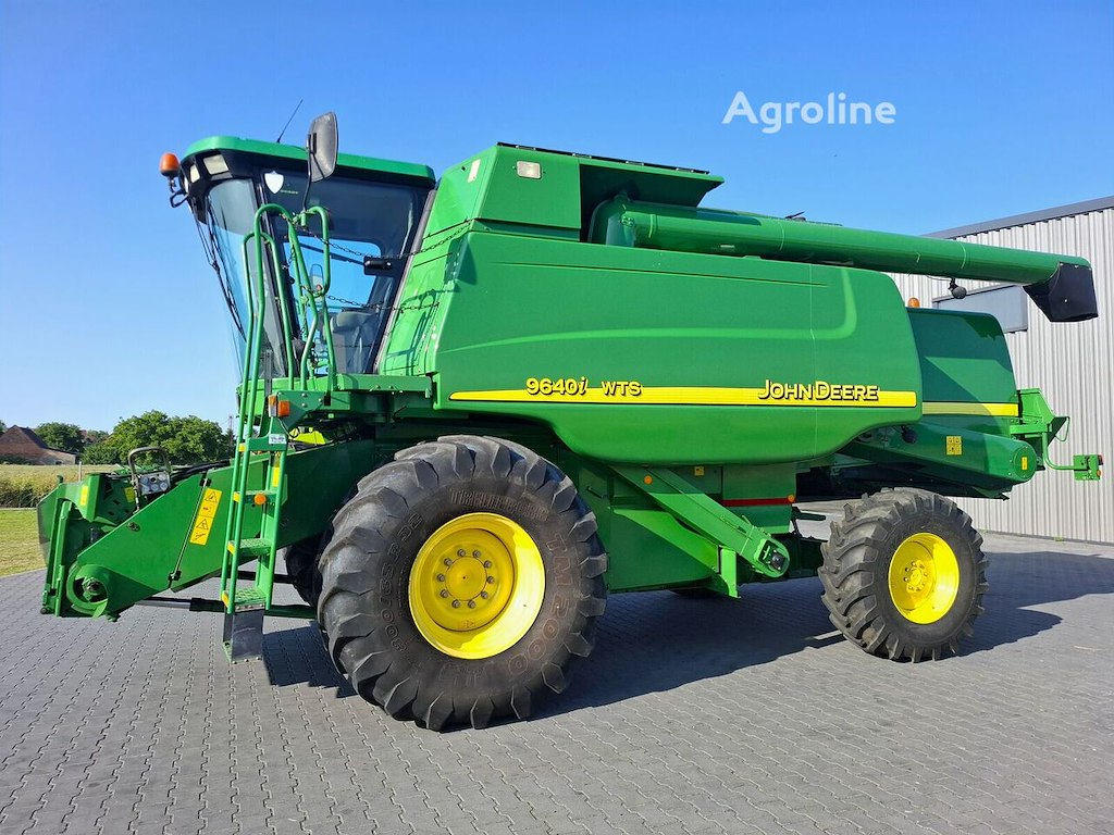 John Deere WTS 9640i kombajn za žito